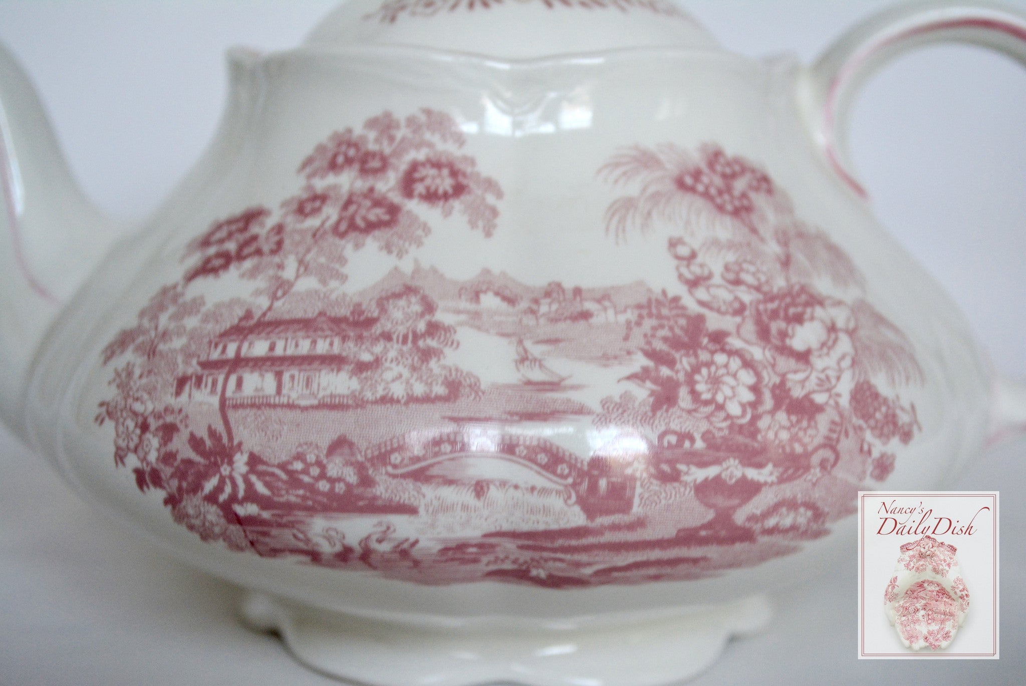 Pink / Red Toile Ironstone Transferware Tea Pot Teapot Tonquin English