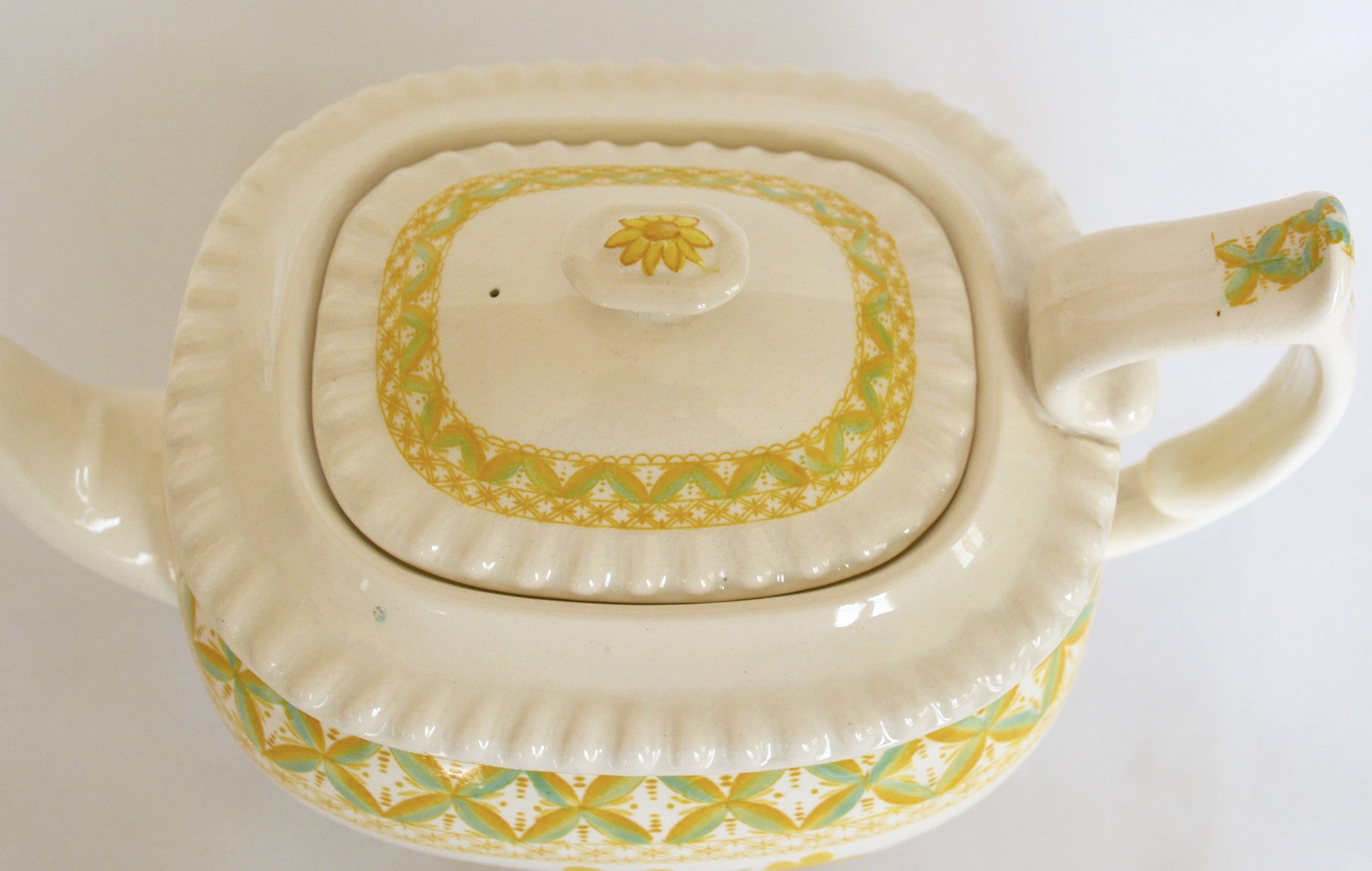 Rare Yellow Transferware Teapot Spode Copeland Lattice and Geraniums F