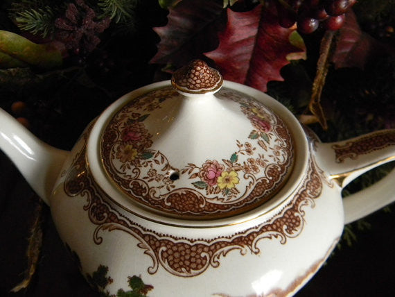 Brown Polychrome Transferware Tea Pot Teapot Olde England Fishing Stre